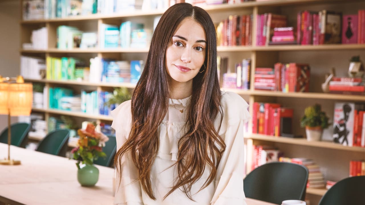 Audrey Gelman is stepping down as CEO of the Wing