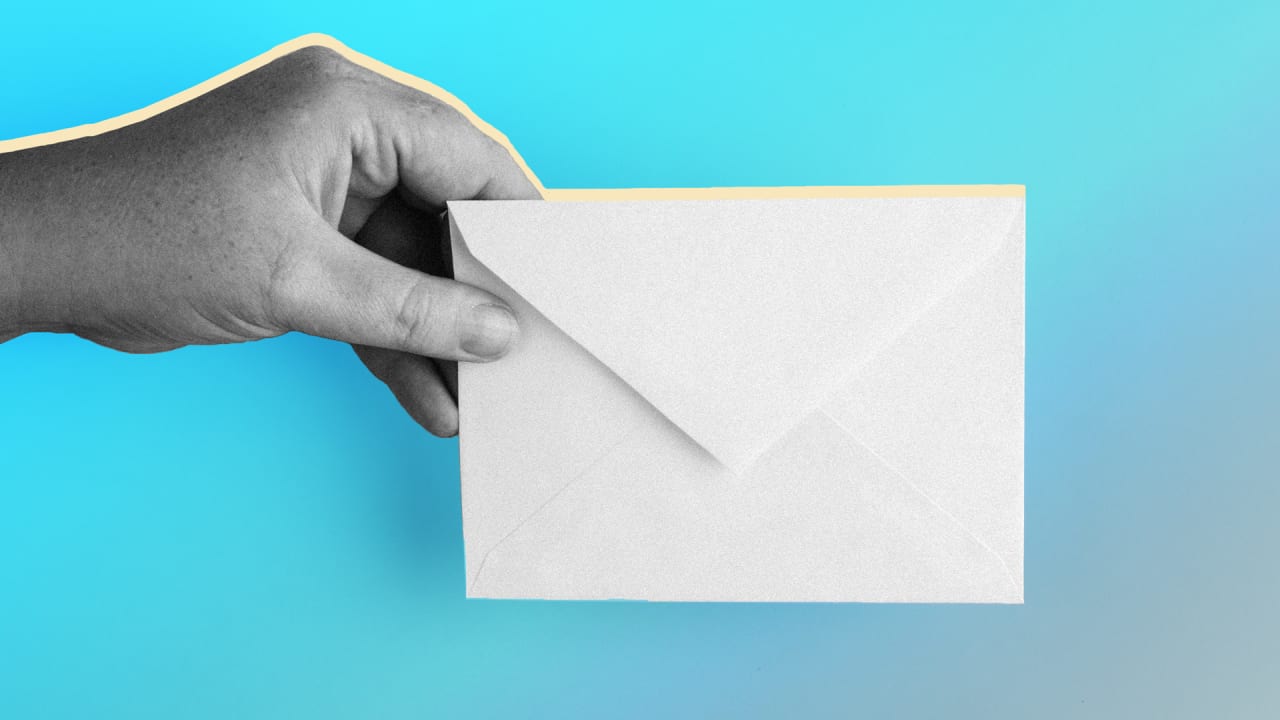 How to deliver bad news without being hated