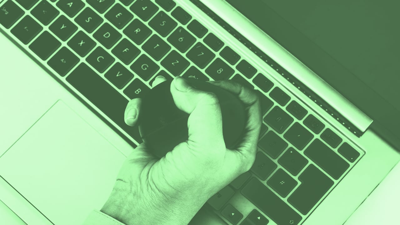 How To Work With Someone You Can T Stand