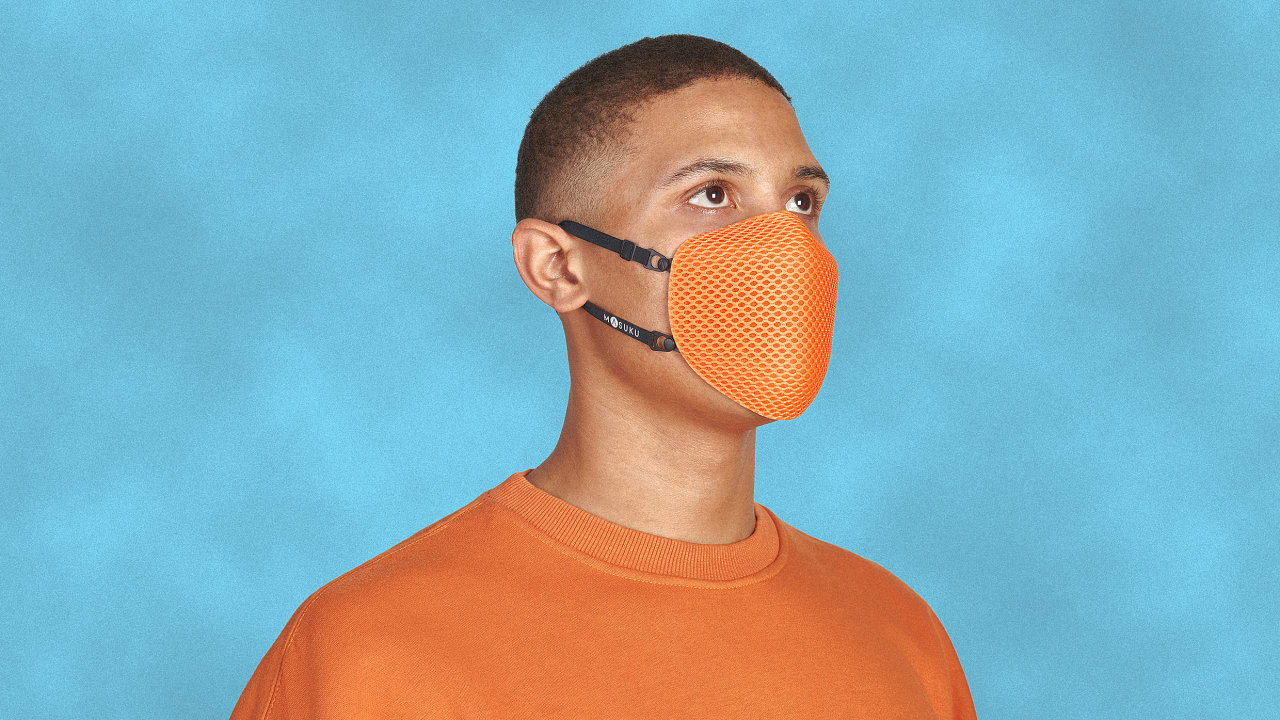 This mask is compostable, recyclable, and comfortable to wear