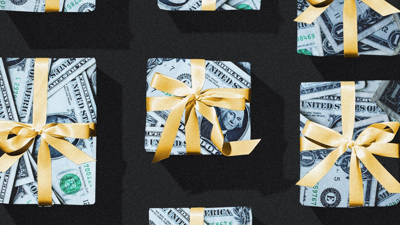 Strong bonus packages really do drive C-suite performance