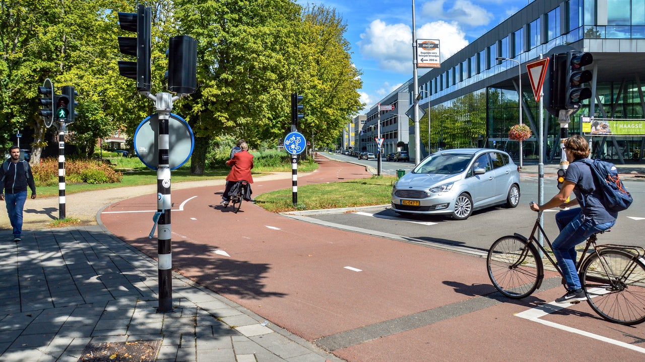 At this intersection, drivers have to ask the bikes to stop