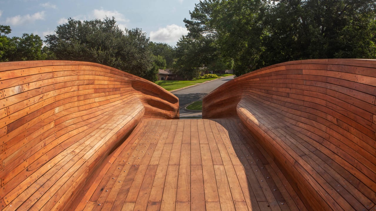 This stunning bridge can be picked up and moved as needed