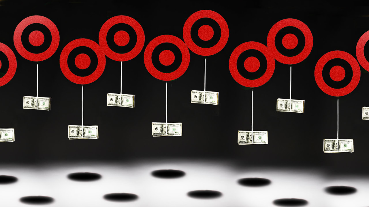 Target (TGT) stock falls after profit hit: Will prices rise?