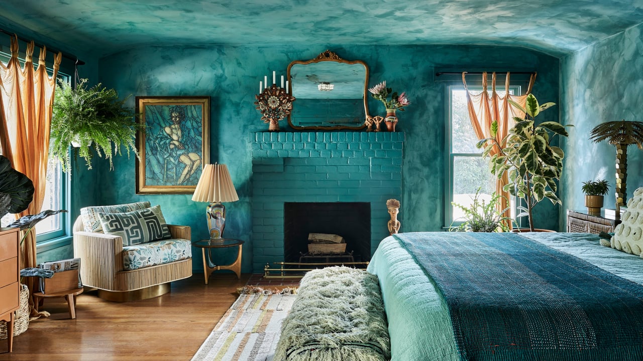 Is maximalism or minimalism in style in 2023?