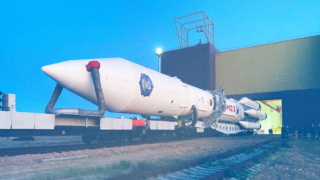 Why sanctions won't slow production for Russia-owned rocket-maker