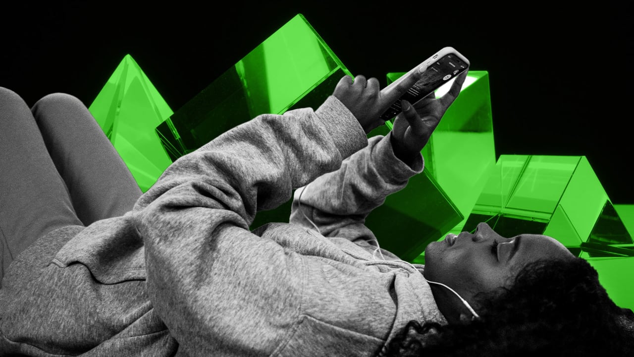 Gen Z turns to TikTok for finance advice, but is aware of the pitfalls