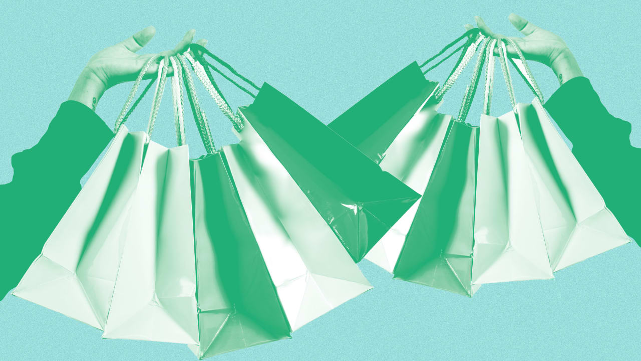 How To Avoid Budget Busting Holiday Spending Traps