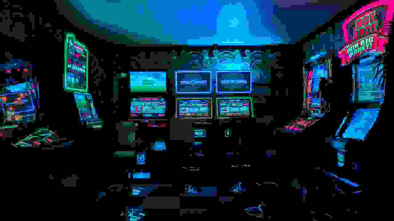 Electronic Gambling Machines