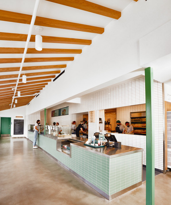Sweetgreen acquires robotic kitchen startup Spyce