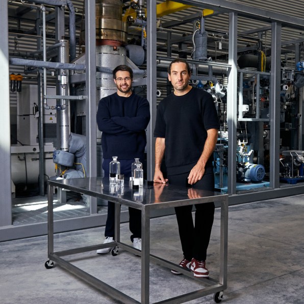 This jet fuel was made by sucking carbon out of the air. It could powe