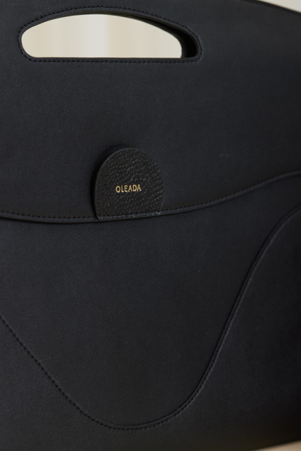 These laptop cases are made from the skin of invasive ocean predators