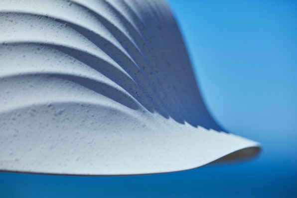 Protective headgear inspired by scallop shells