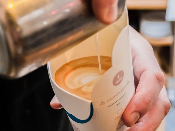 Goo Cup's foldable coffee cup eliminates the plastic lid entirely