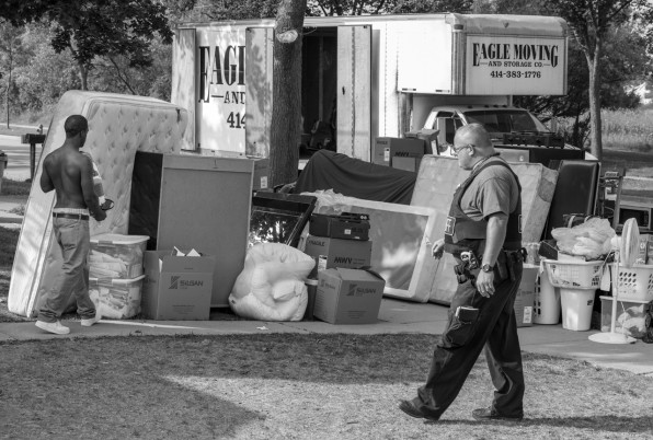 Heartbreaking Photos Of Eviction Day In America